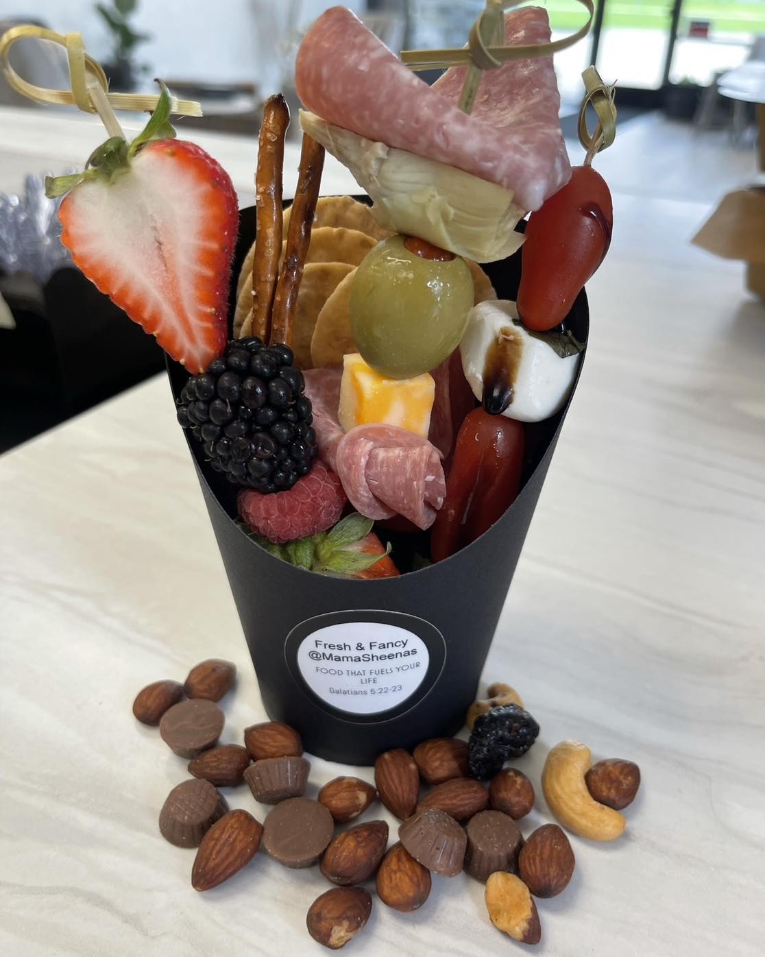 Contact – Fresh & Fancy @ Mama Sheenas